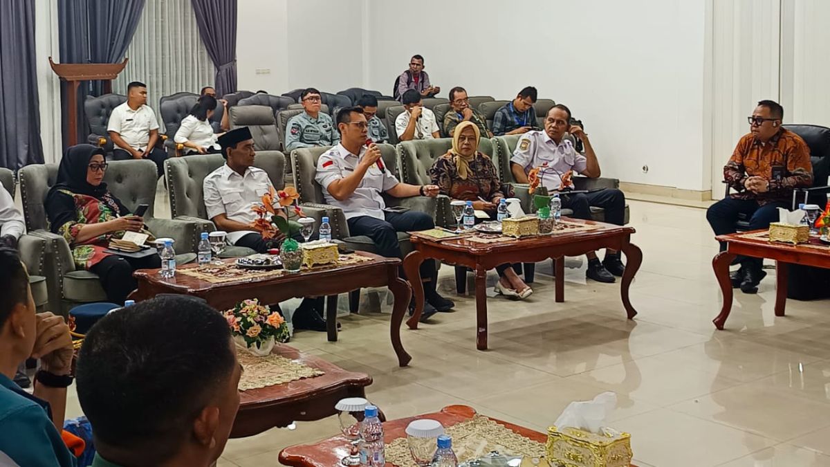 Wakil Bupati Maluku Tenggara Usul Kapal Pelni Layani Kei Besar - Maluku ...